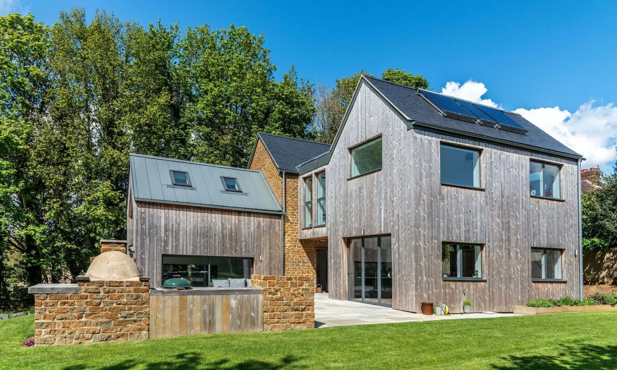 Top 5 Aluclad Window Brands in the UK (2025 Guide)